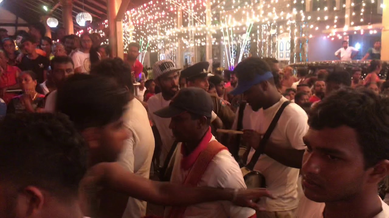 Hikkaduwa Seenigama Dewol Maha Perehara 2018 Kawadi Dance - Part 2 ...