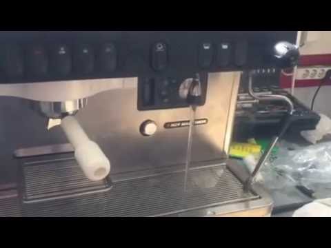 La Cimbali M29 Selectron - YouTube