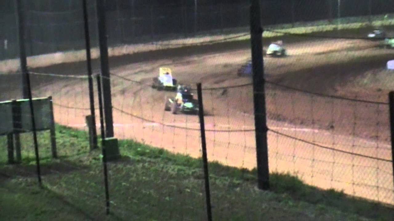 Wingless Sprints Feature - Dubbo Speedway - 24.04.15 - YouTube