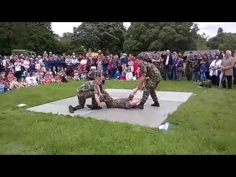 Irish Defence Force Unarmed Combat and Disarming Demonstration - YouTube