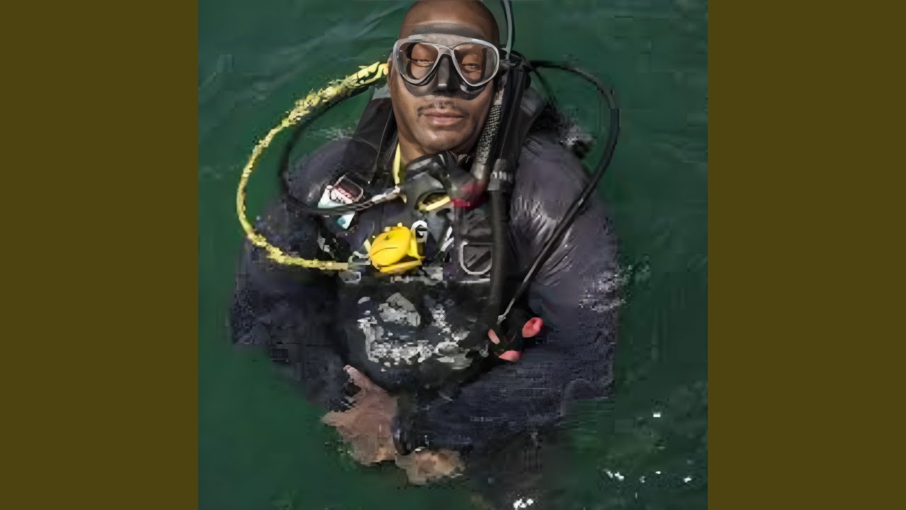 Get The Strap - YouTube