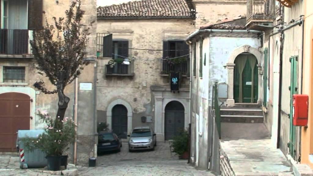 Maschito: Arte e Sapori a Confronto - Per le stradine di Maschito - YouTube