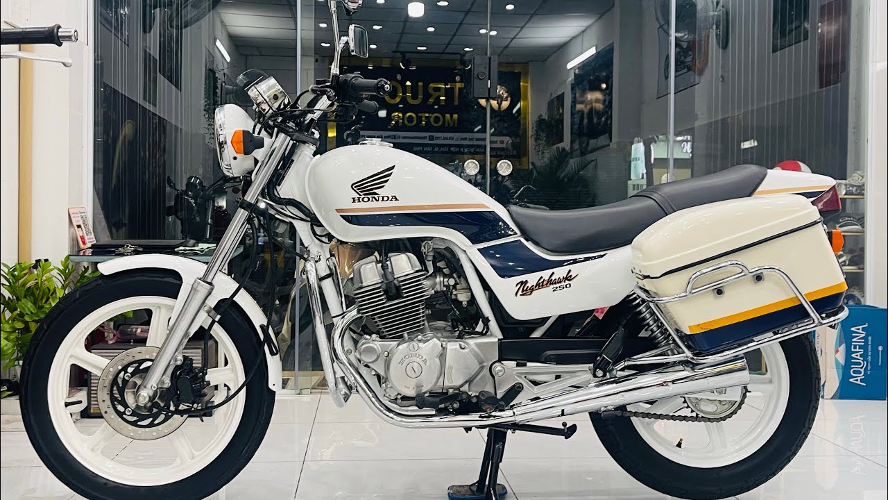 Dòng xe ai cũng biết. Honda Cb250 Bồ câu trắng. Chính chủ sang tên. Mời ...