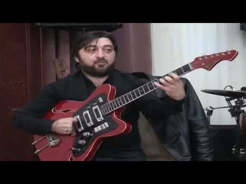 Ramal Gitara.Eldar balaban,klarnet.Mahir qarmon.Zakan sintez.Nezirmemmed naqara.Fariz zerb aletleri.