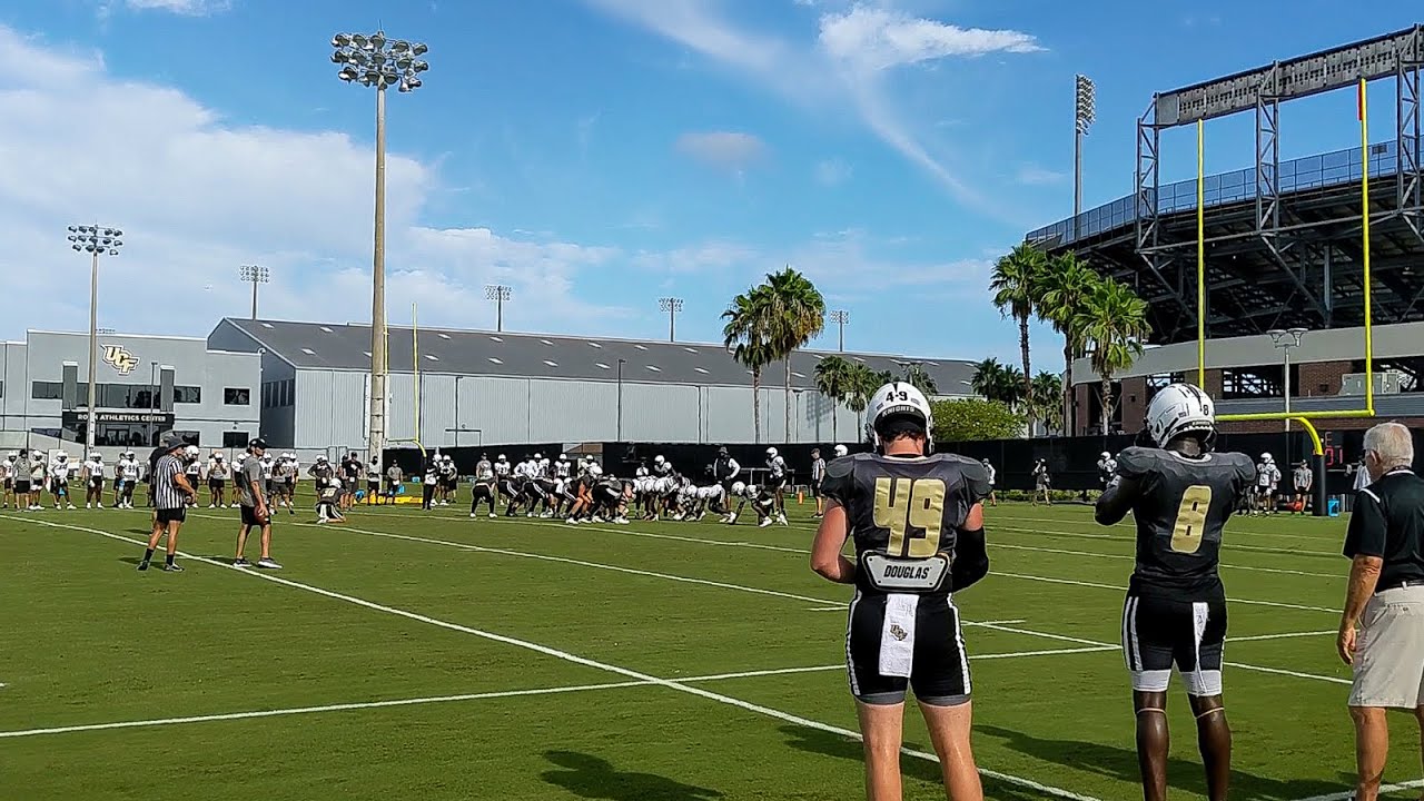 UCF Football: Field Goal Work with Daniel Obarski ⚔🏈 - YouTube