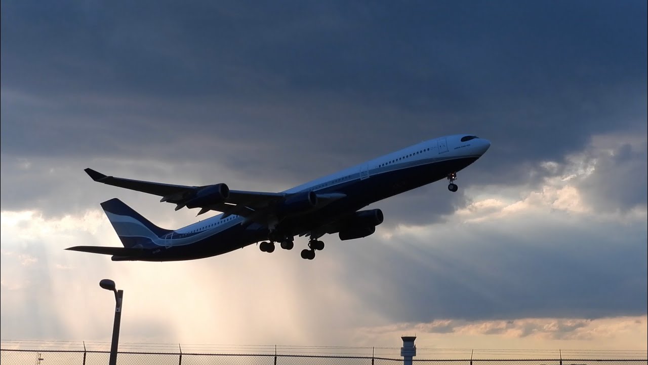 Heavy Airbus A340 Takeoff Toronto Pearson Airport! - YouTube