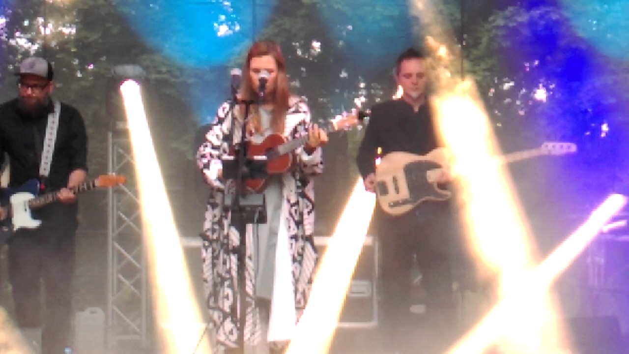 Mikromusic- "Lato 1996" | Warszawa (2017) - YouTube