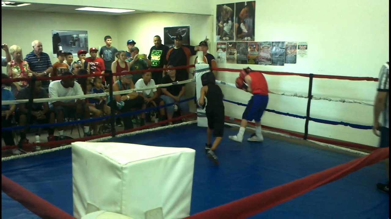 Elias Arteaga Boxing 8/10/13 - YouTube