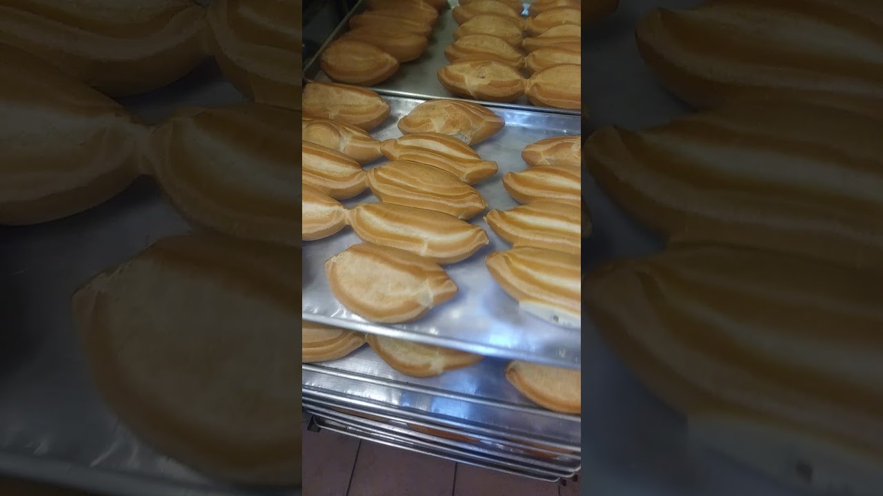 Pan de agua tradicional de Republica Dominicana - YouTube