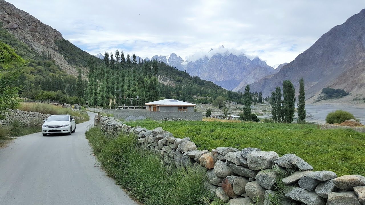 Gulmit Village - Gojal | Gilgit Baltistan (PAKISTAN) - YouTube