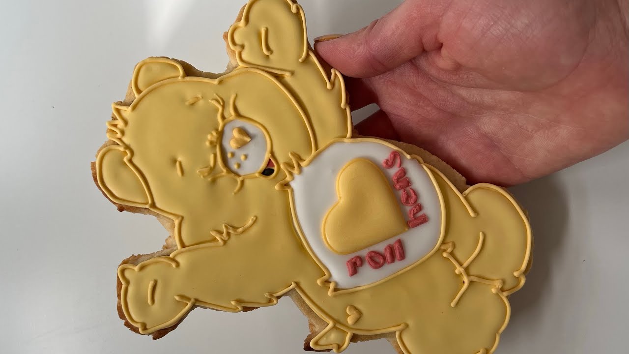 decorating a CARE BEAR cookie | relaxing cookie decorating ...