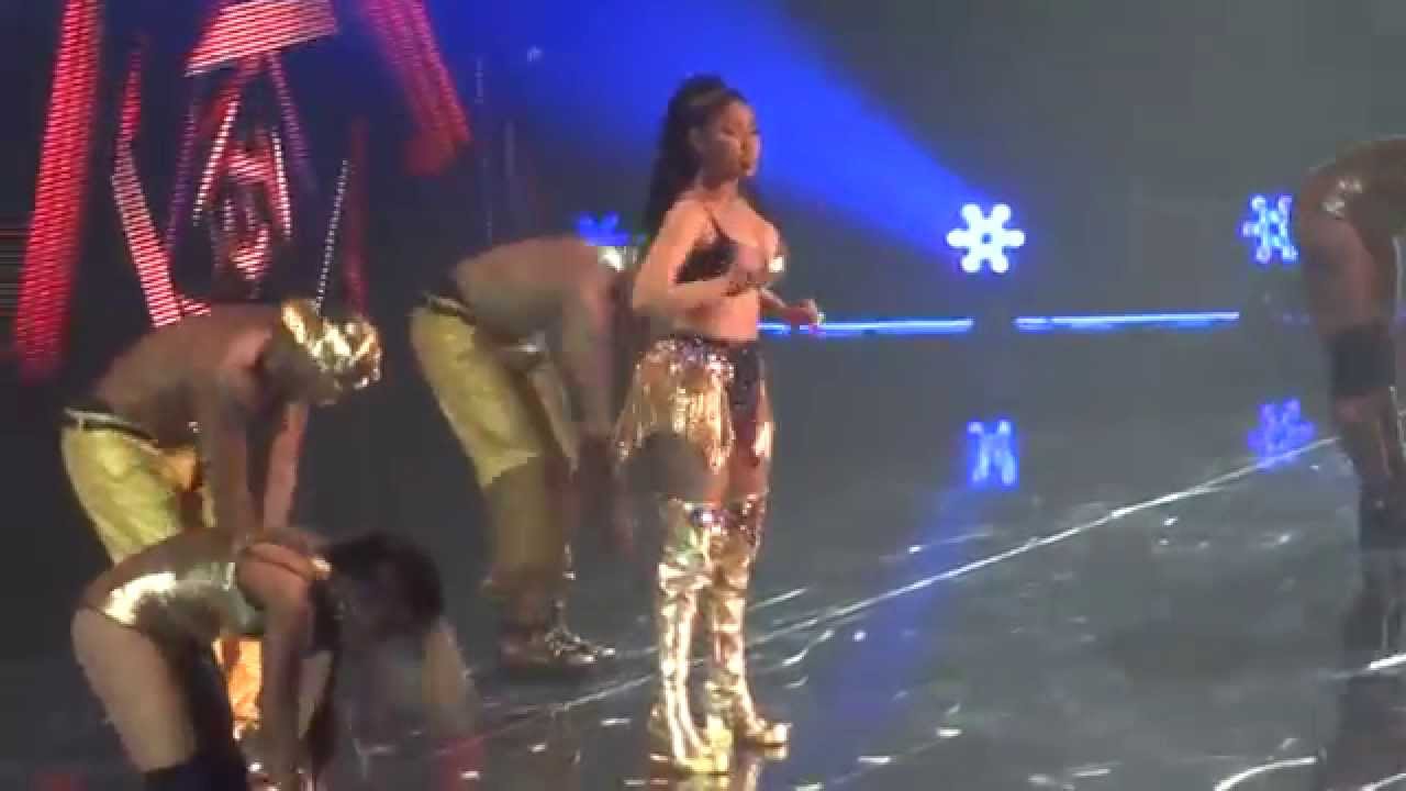 Nicki Minaj Did It Onem The Pinkprint Tour Live At The Nia 2015