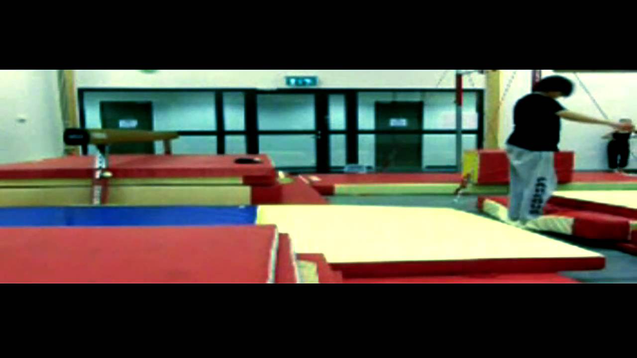 Biggest Kong-Vault! (2008) | Parkour - YouTube