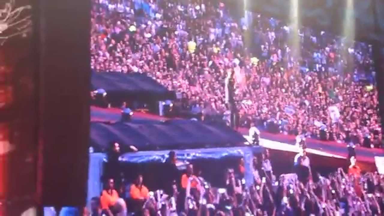 One Direction Alive Etihad Stadium June 1st 2014 - YouTube