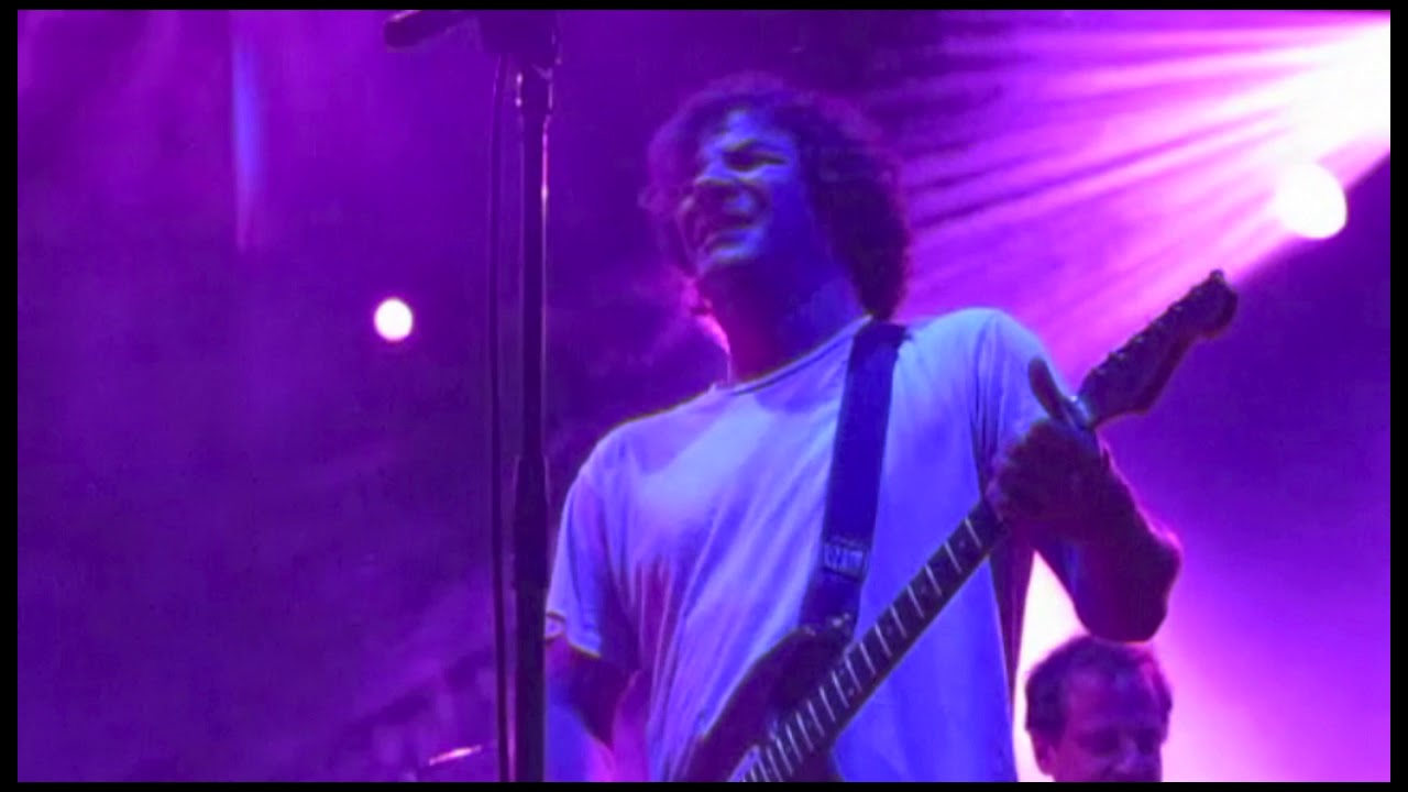 7/3/11 -Transdermal Celebration- WEEN [CLIP] - YouTube