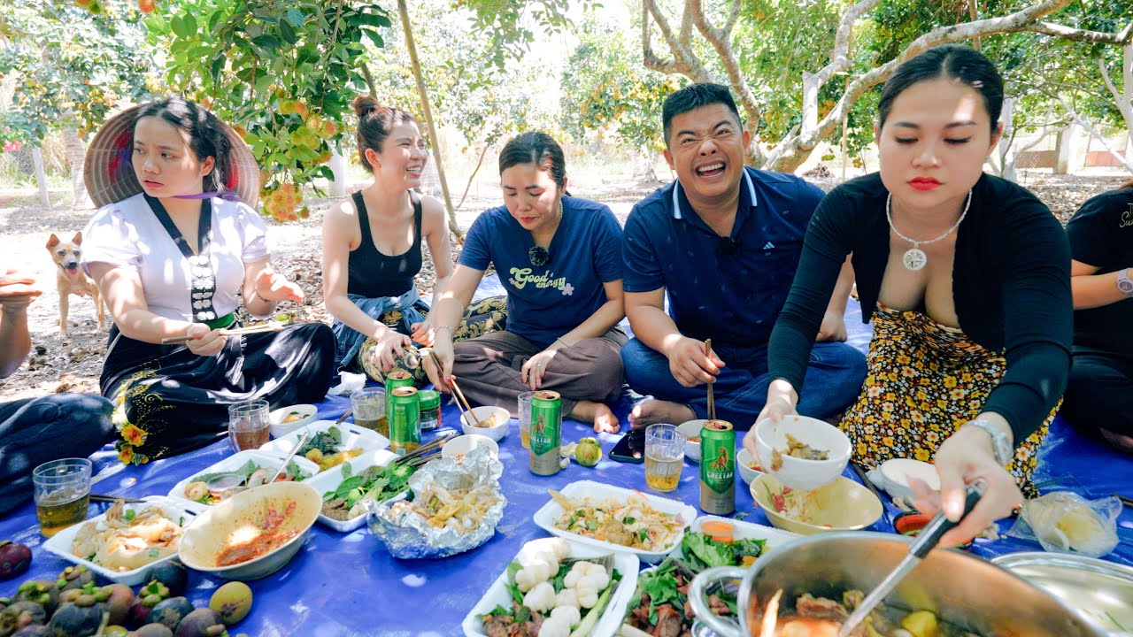 Experience A FRUIT PARADISE: durian, mangosteen, rambutan - enjoy a ...