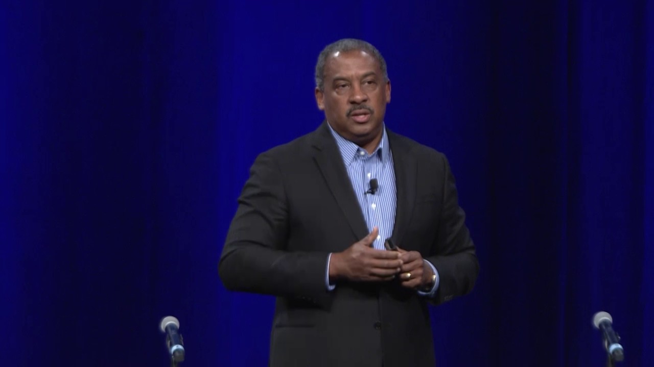 Dr. Colin Parris, Digital Twin presentation at the 2017 Naval Future ...