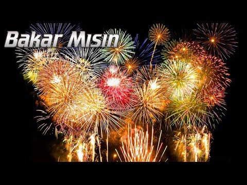 Havai fişek gösterisi muhteşem drone görüntüsü