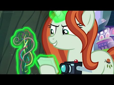 Queen Chrysalis disguises as a photographer - YouTube