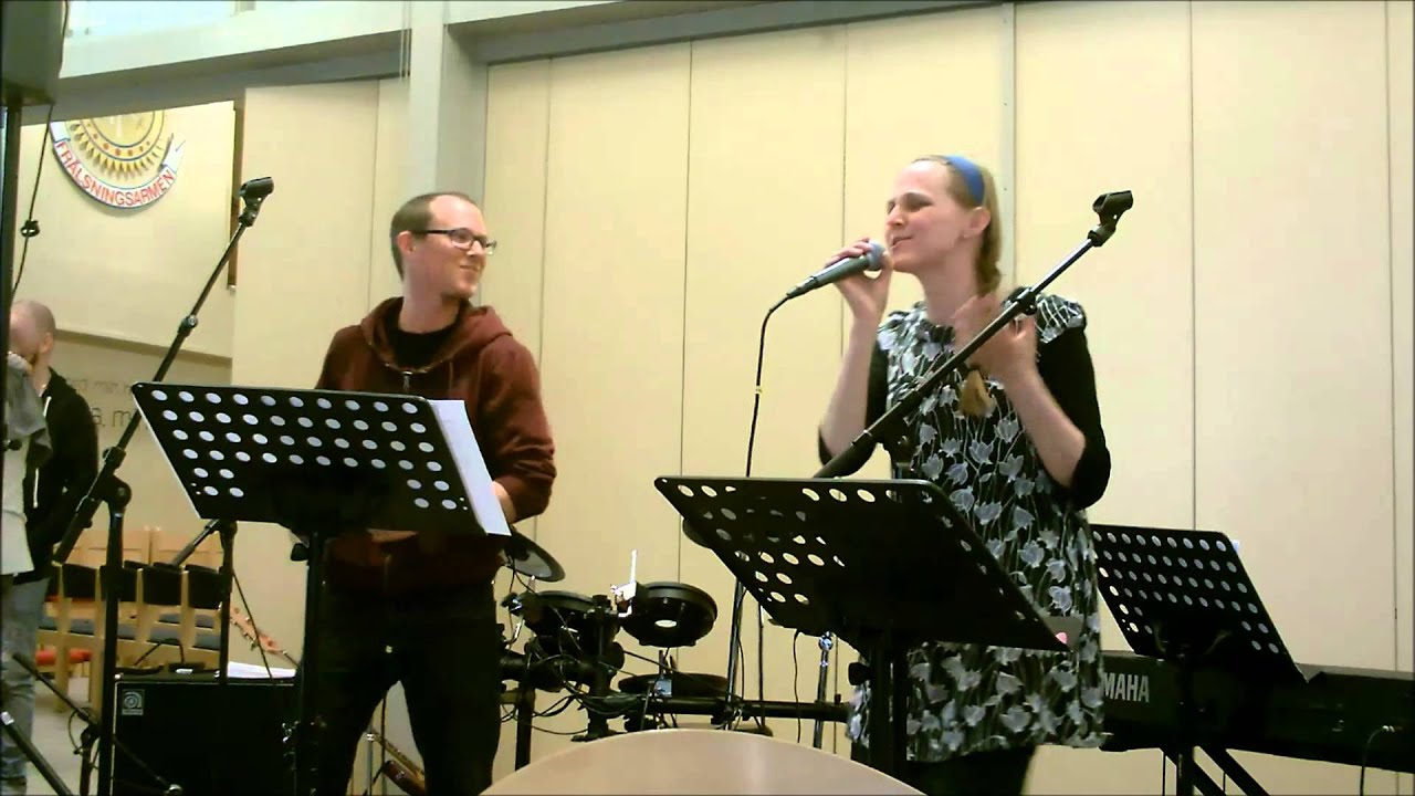 Som ett argt lejon ryter - YouTube
