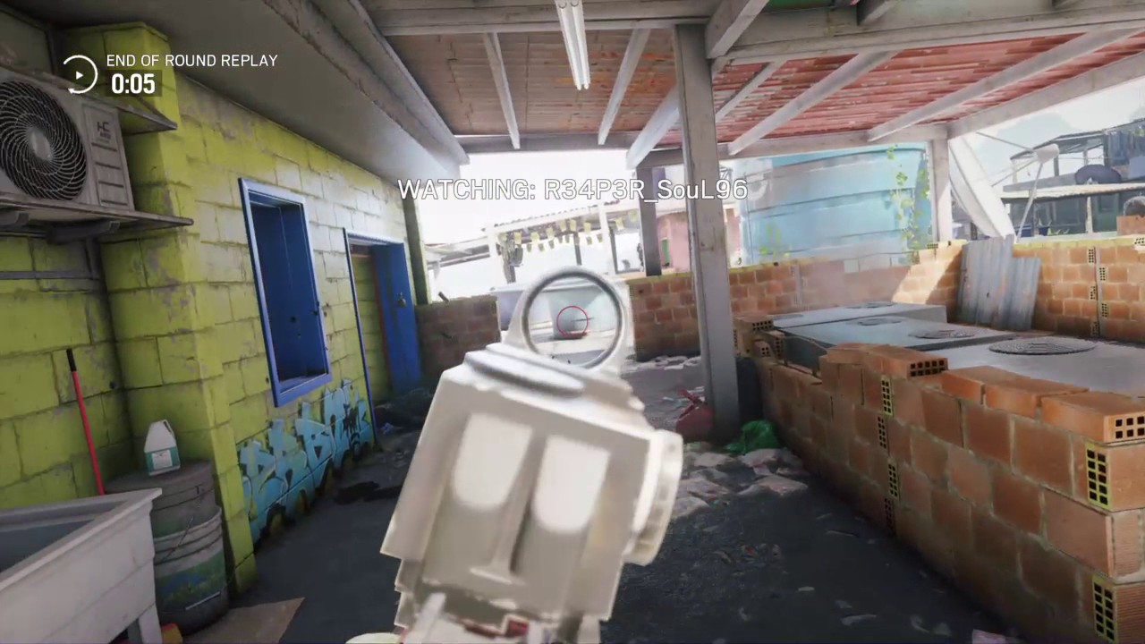 Tom Clancy's Rainbow Six® Siege breach charge surprise - YouTube