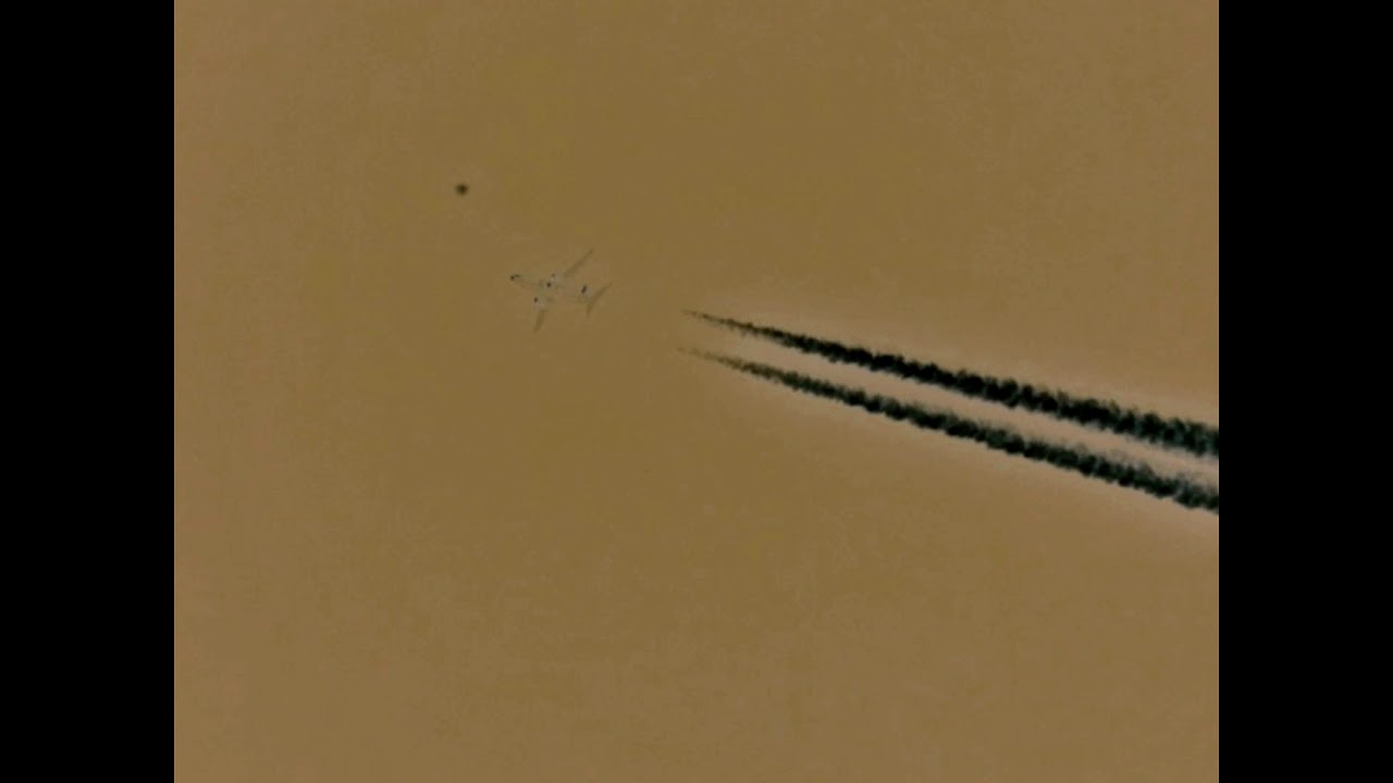 07-07-2019: Sphere UFO Captured Flying in Jet Airspace (Converted From ...