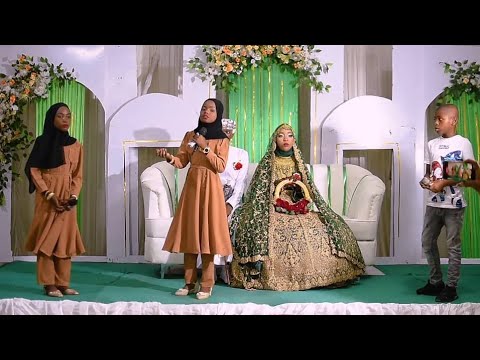 MASHA ALLAH WATOTO WAFANYA MAJABU HOLINI NASHEED NZURI HASWAA