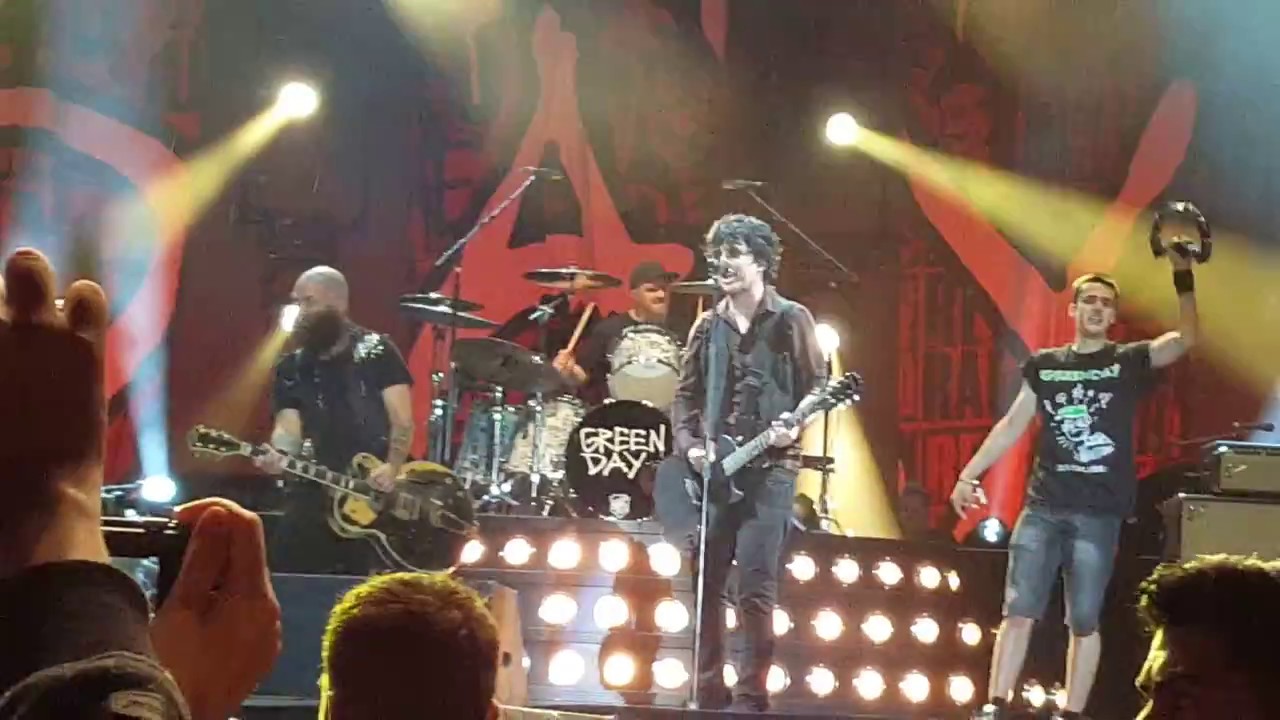 Green Day Live - playing with Tim Armstrong from Rancid - YouTube