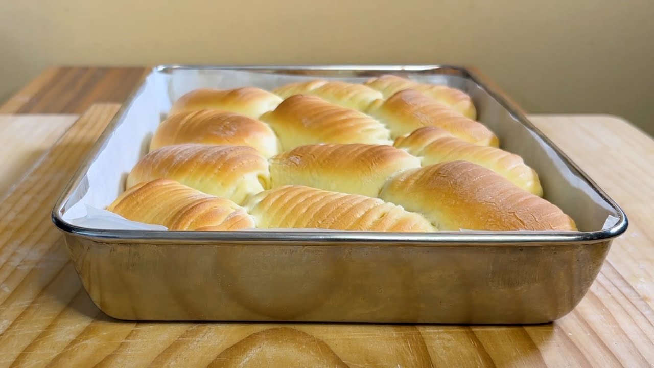 폭신폭신한 결마다 풍미가 가득한 울 롤 브레드 만들기 / Wool Roll Bread Recipe - YouTube