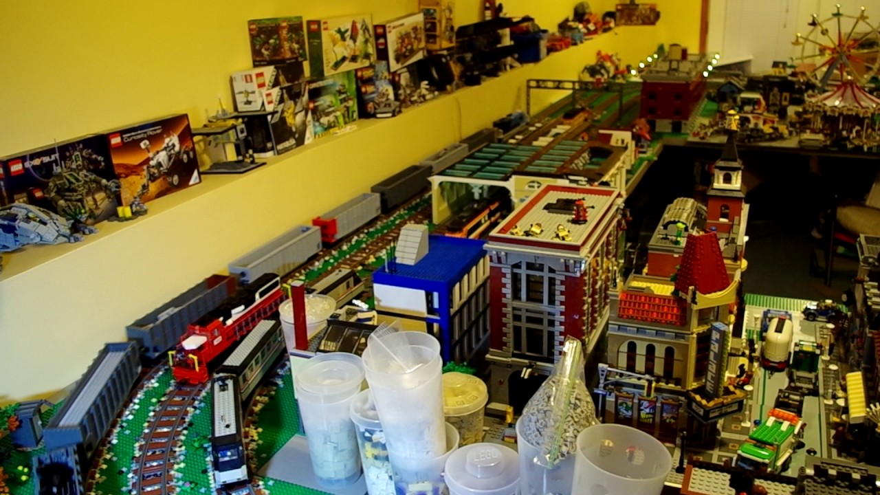 Lego Missouri Pacific Heritage EMD SD70ACe - YouTube