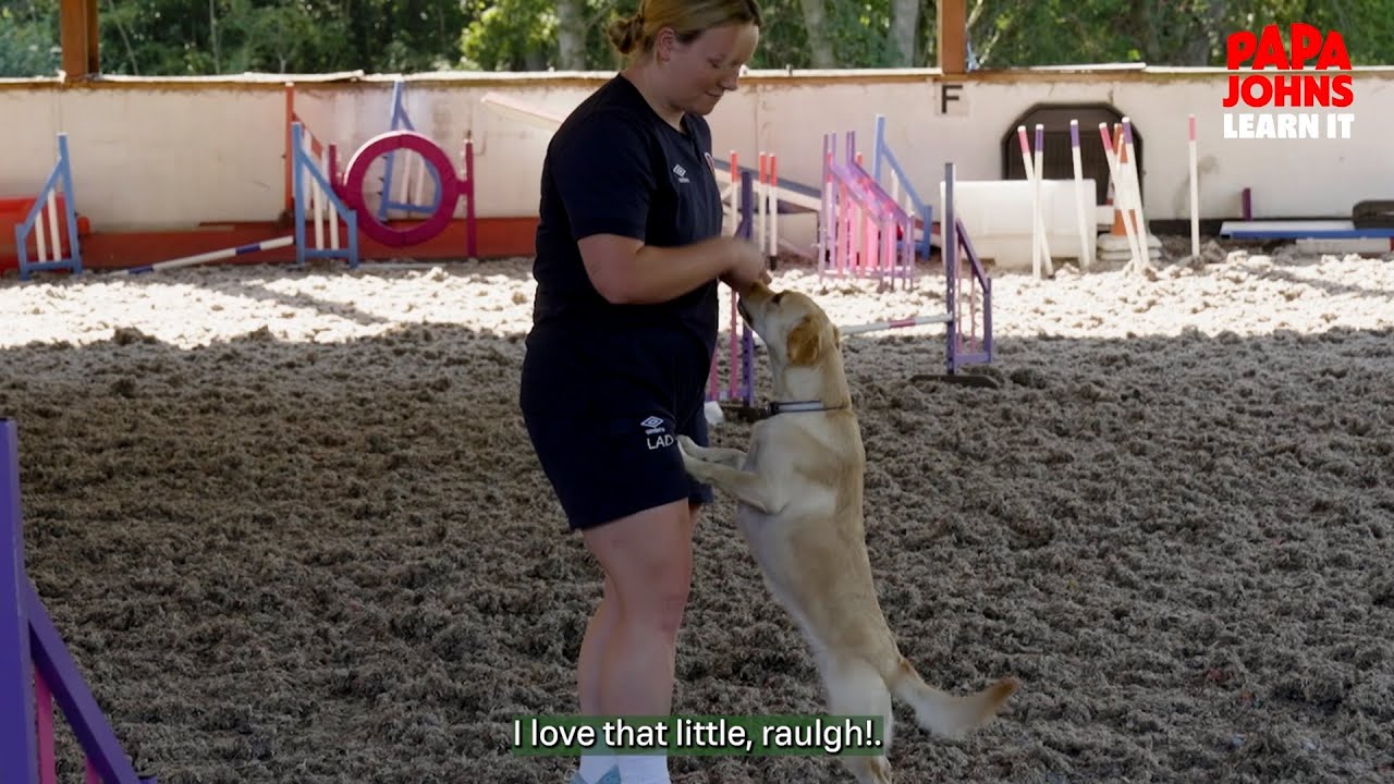 Red Roses stars take the lead with dog training! 🐶🐶🐶 | Papa Johns - YouTube