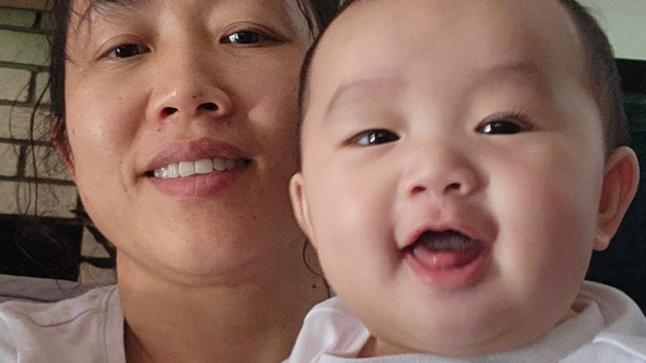 Baby noj mov, baby is eating rice 🍚 😋 - YouTube