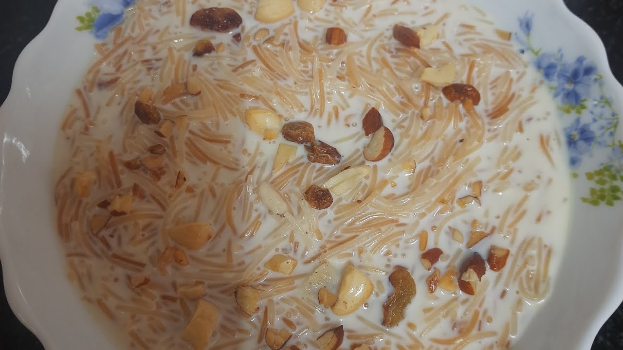 Seviya Kheer | Only milk and sewaiya easy desert | मीठी vernicilli ...