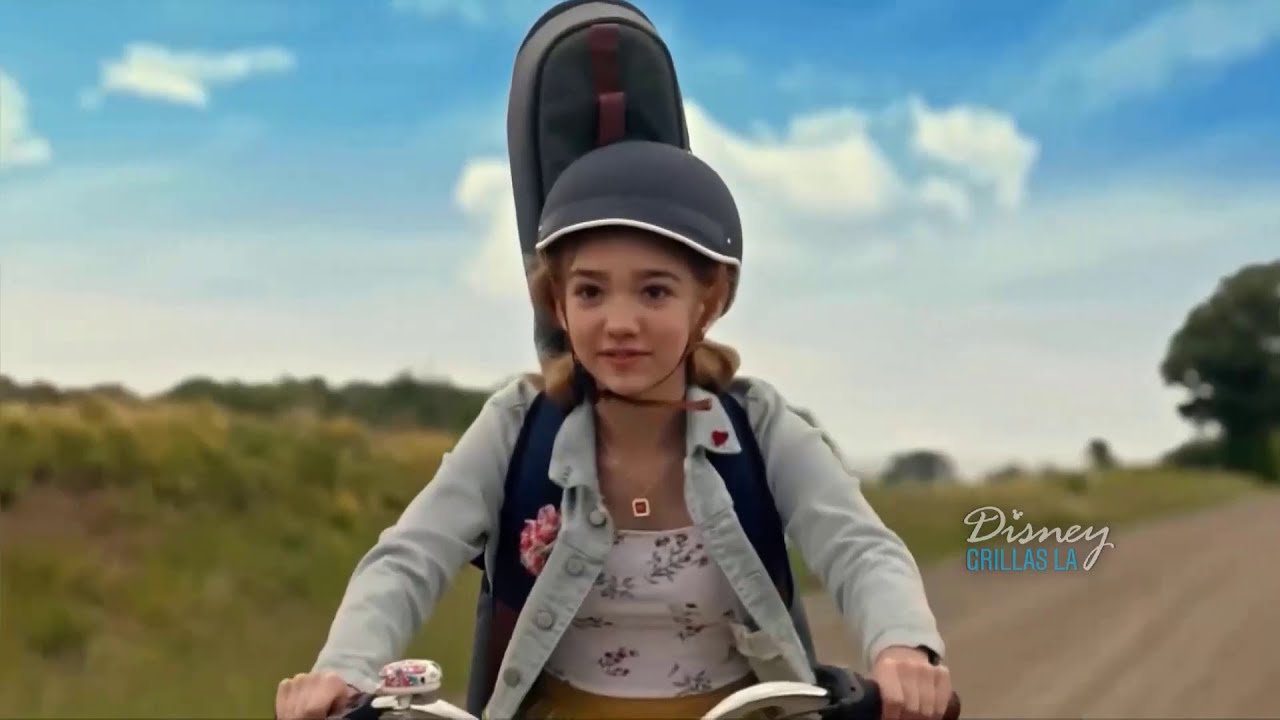 Holly Hobbie - Estreno Octubre [Promo Disney Channel LA] - YouTube