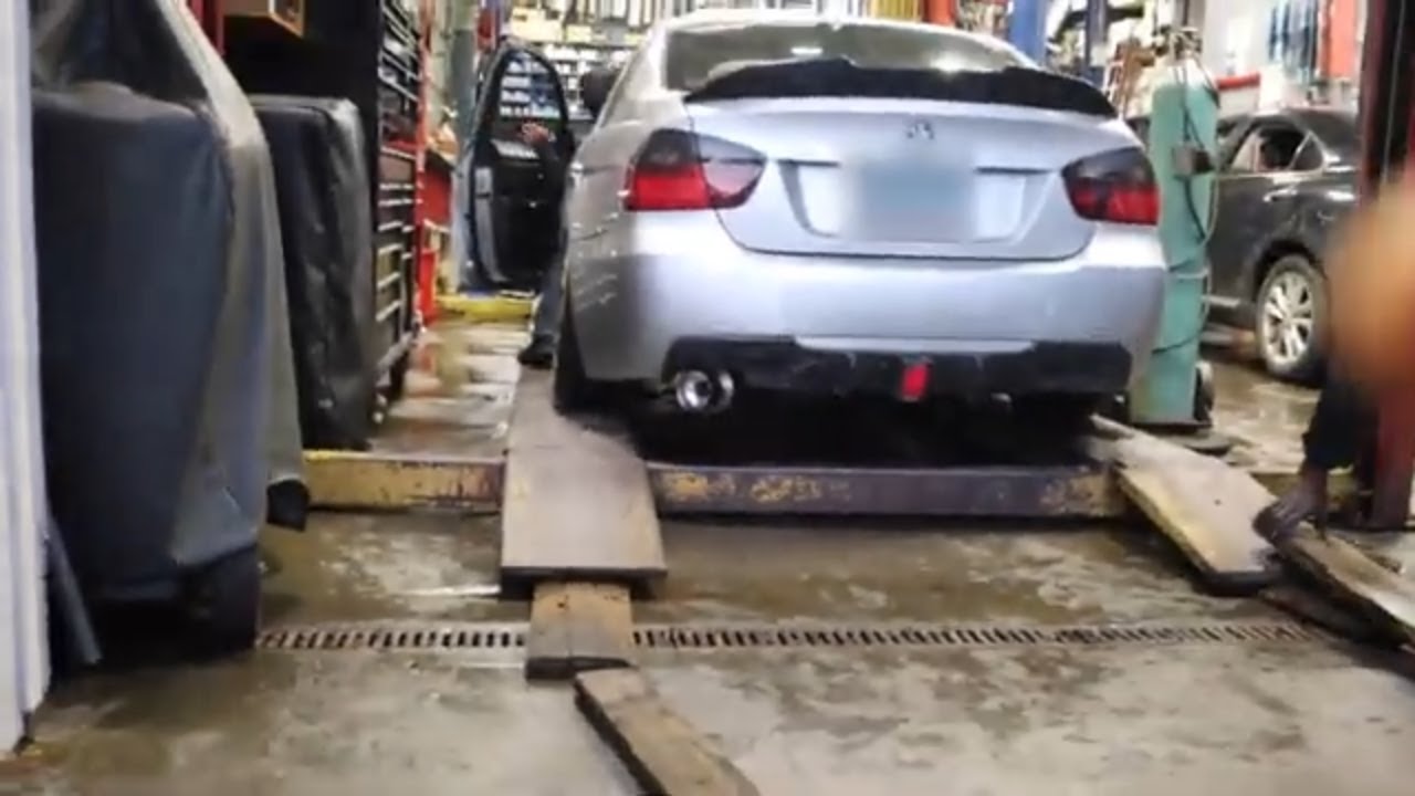 E90 with Single Exit N1 / Tomei style exhaust - YouTube