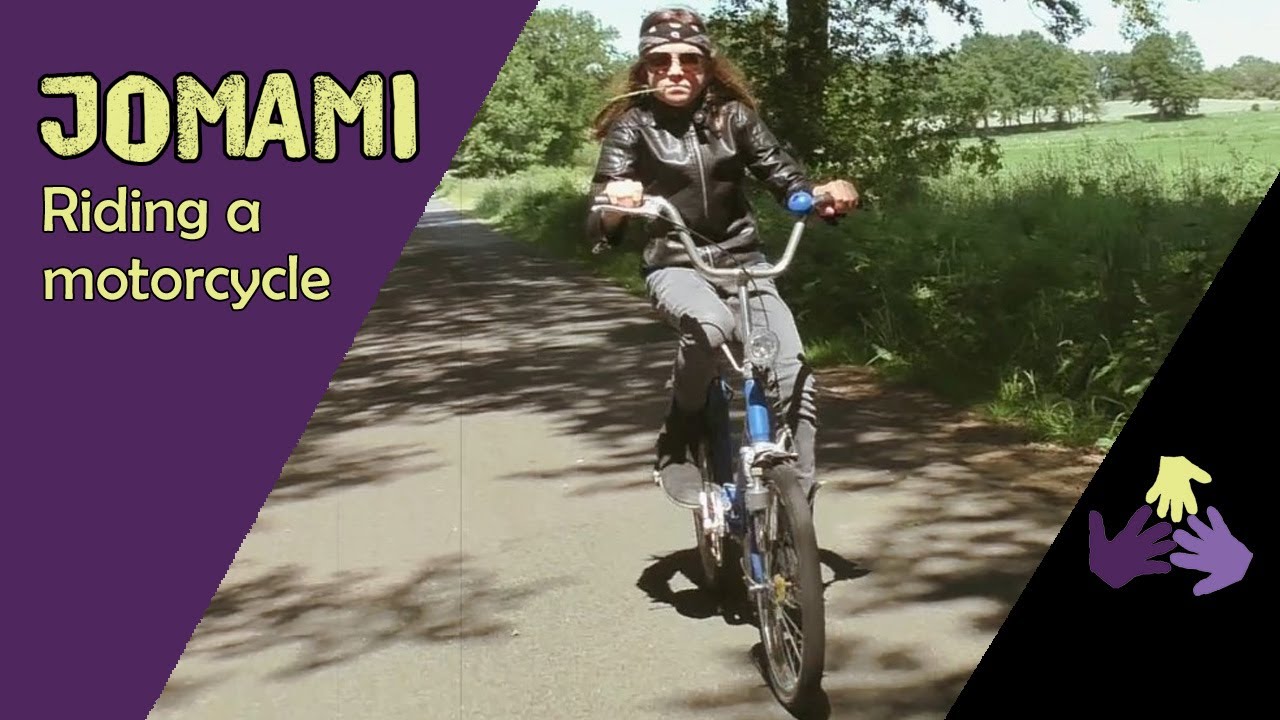 JOMAMI Riding a motorcycle - YouTube