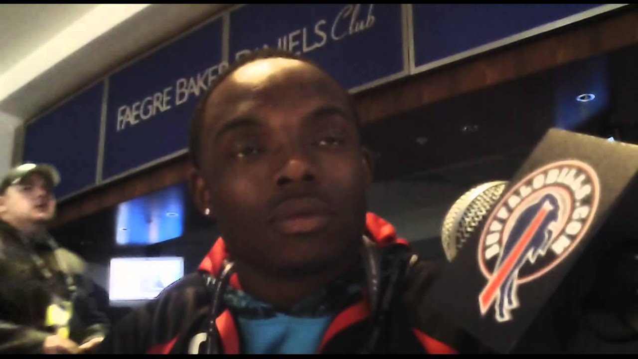 Notre Dame RB Theo Riddick at combine - YouTube