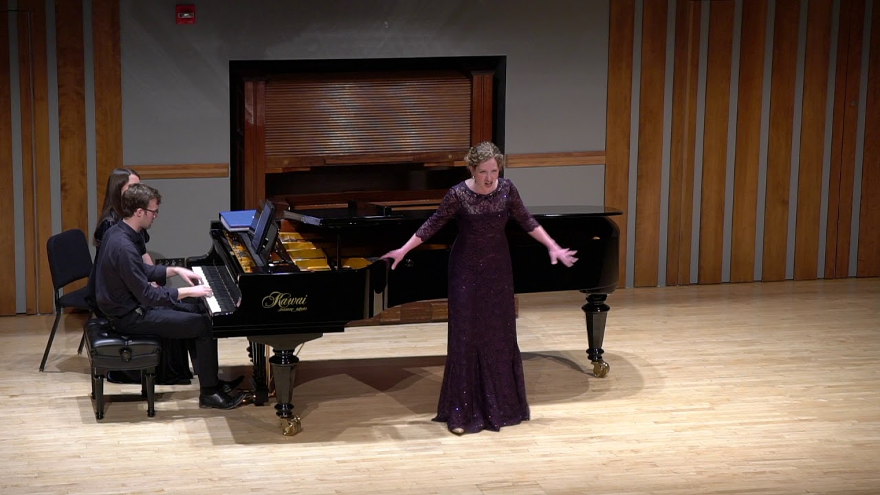 Mozart's Queen of the Night aria - YouTube