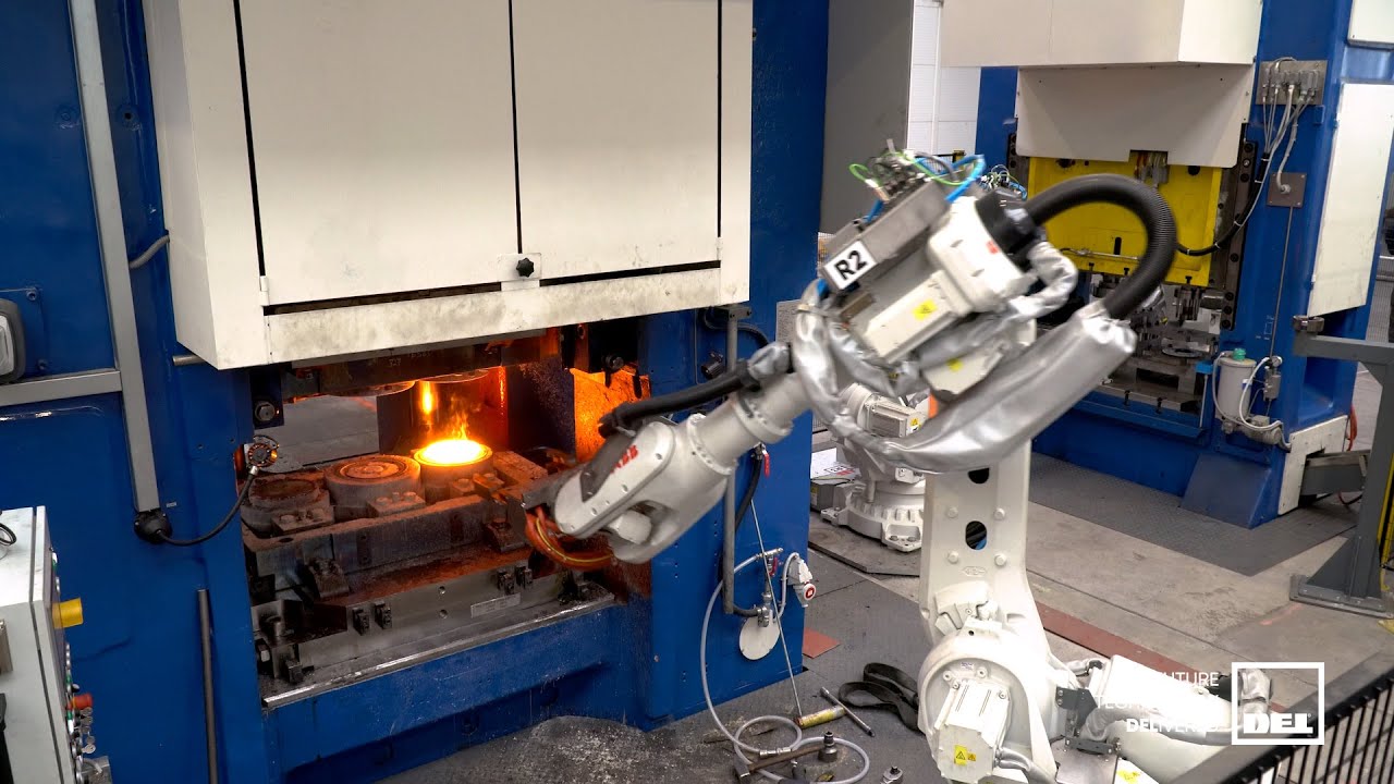 Forging "story", a fully robotic forging line / Kovárenský „příběh ...