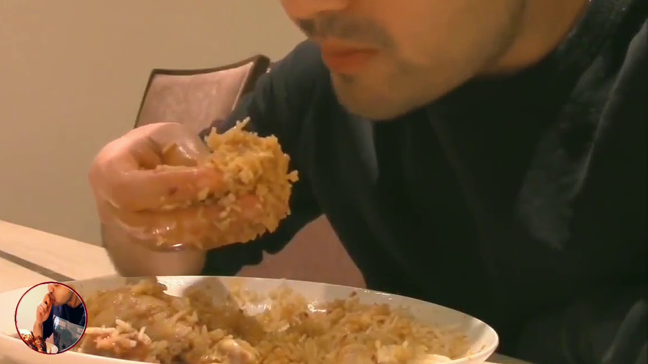 LOT OF CHICKEN RICE EATING BY CHOW ARMY - SAVAGE EATING - YouTube