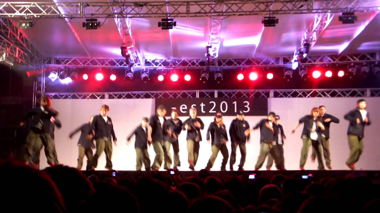 Dance crew es 三田祭 -est 2013 【House -11月23日 Main Stage公演-】 - YouTube