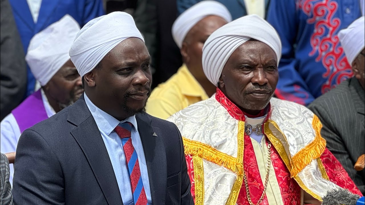 RUTO AMESALITI MAKANISA | RUTO WACHA KUPIGA MAKANISA | TUNAOMBA AMANI ...