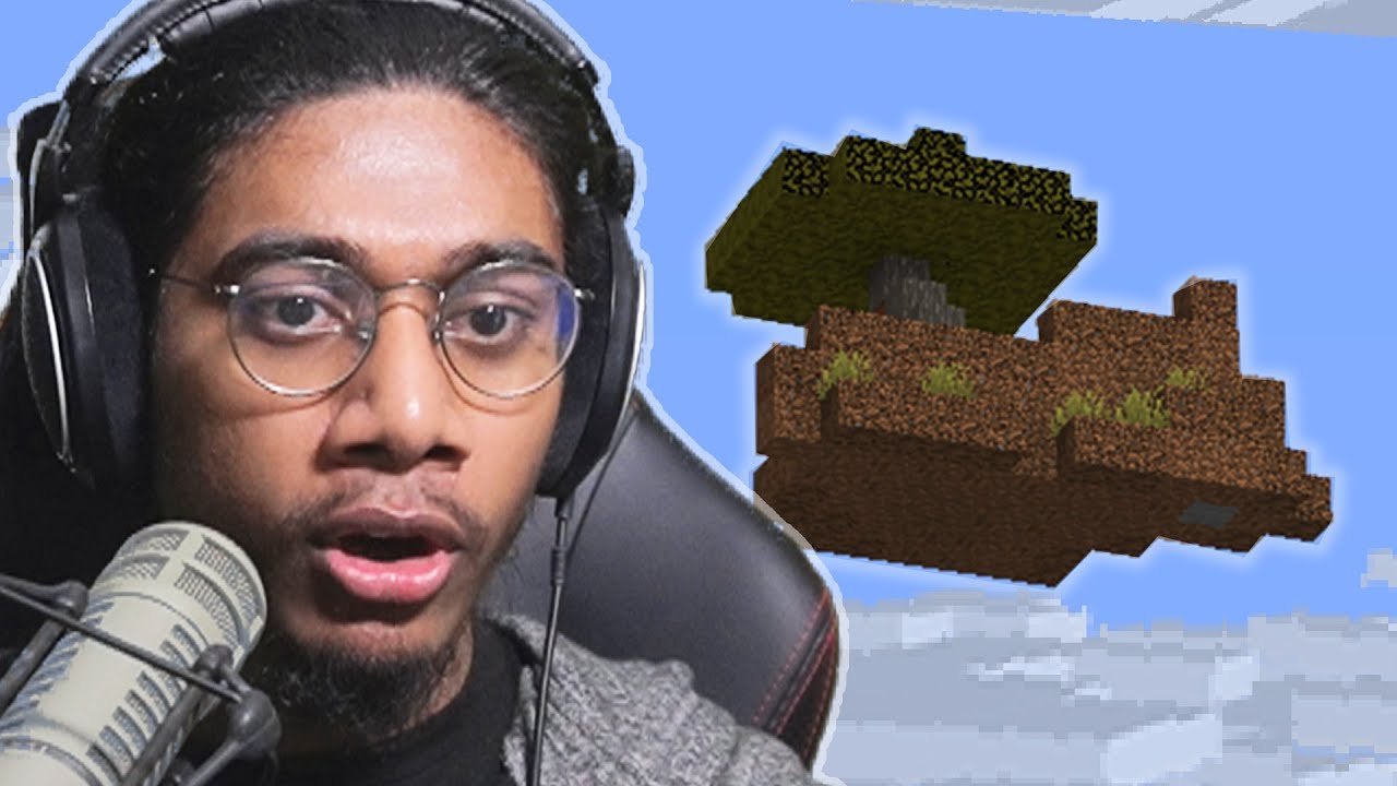 I found a real SKYBLOCK in a Minecraft Village... - YouTube