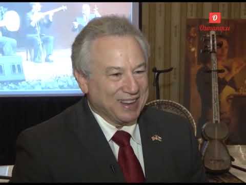 Bu adam məmurlarımızdan yaxşı danışır - Amerikalı kamança və tar ustası Ceffri Verbok