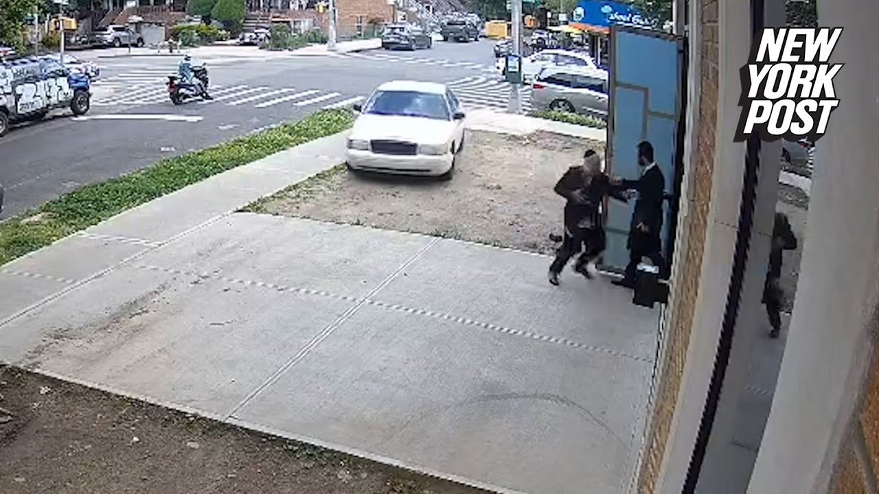 Video shows unhinged driver attempt to mow down a group of Jewish men ...