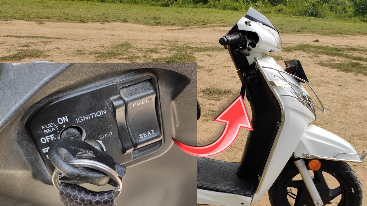 Key got stuck in key fob 😨|| Big Problem in my Activa 125 bs6 - YouTube