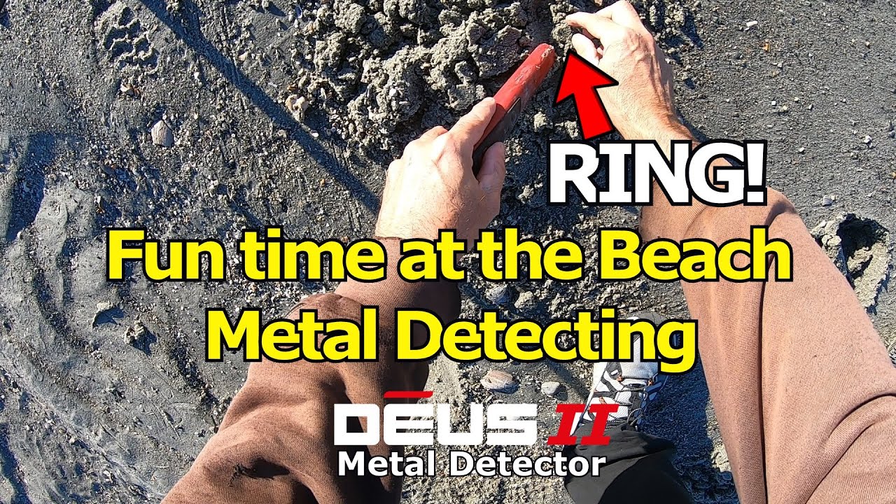 Fun things found at the Beach Metal Detecting - YouTube
