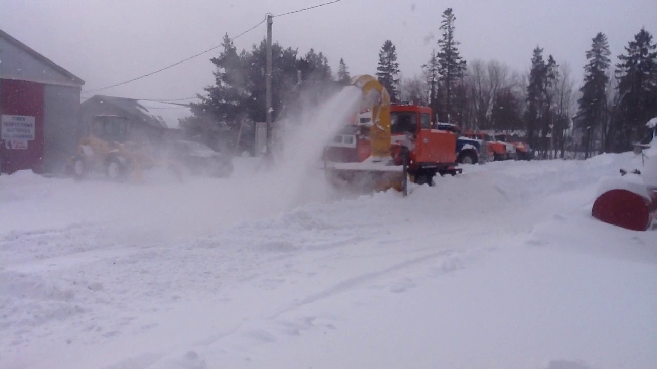 Snowblower in action, visit www.granatltd.com - YouTube