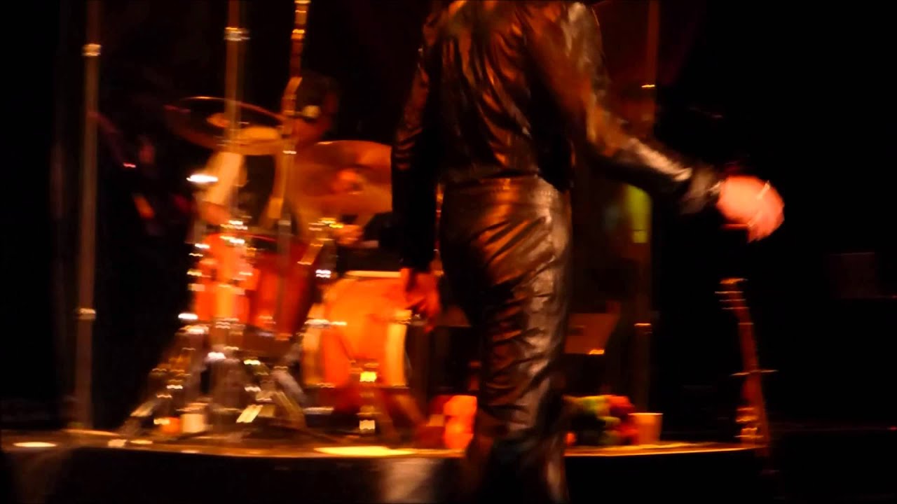 Ryan Pelton as Elvis Presley - YouTube