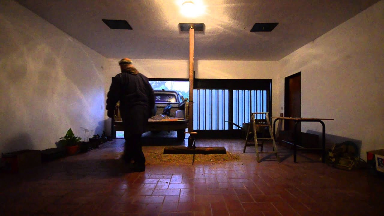 Levante de la Loza - YouTube